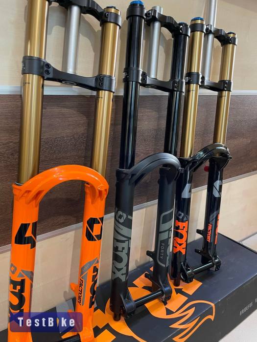 Fox 40 Float Factory Grip 2 203mm 29" Villa 2022 - Győr